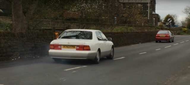 Going Viral: Lexus LS400 Pulls Off One-Wheel Burnout – ClubLexus