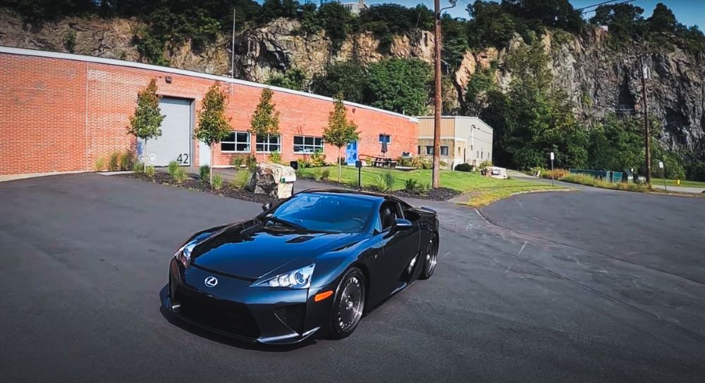 Accelerating Lexus LFA is F'ing Perfection (Fridays are for F Presented ...