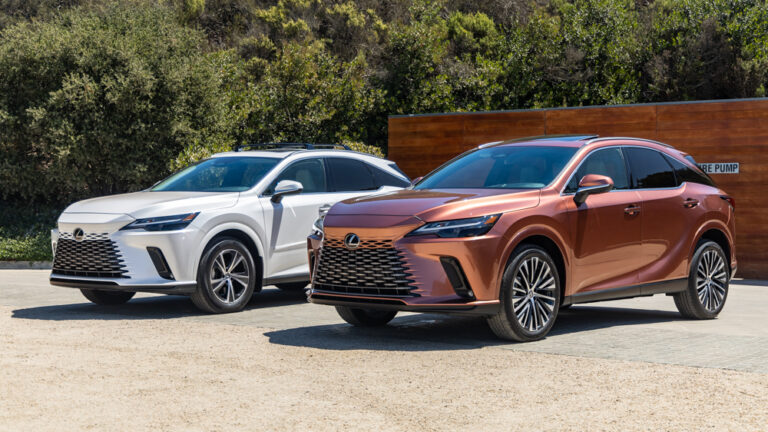 2023 Lexus RX Hands-on First Look PREVIEW (Walking Around Every Model ...